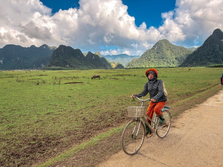 Christmas Underground – Pause and Wander